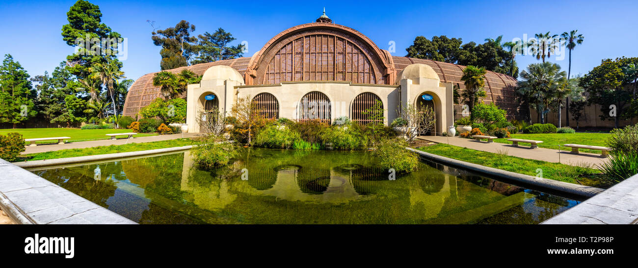 The Botanical Garden building in Balboa Park, San Diego, California ...