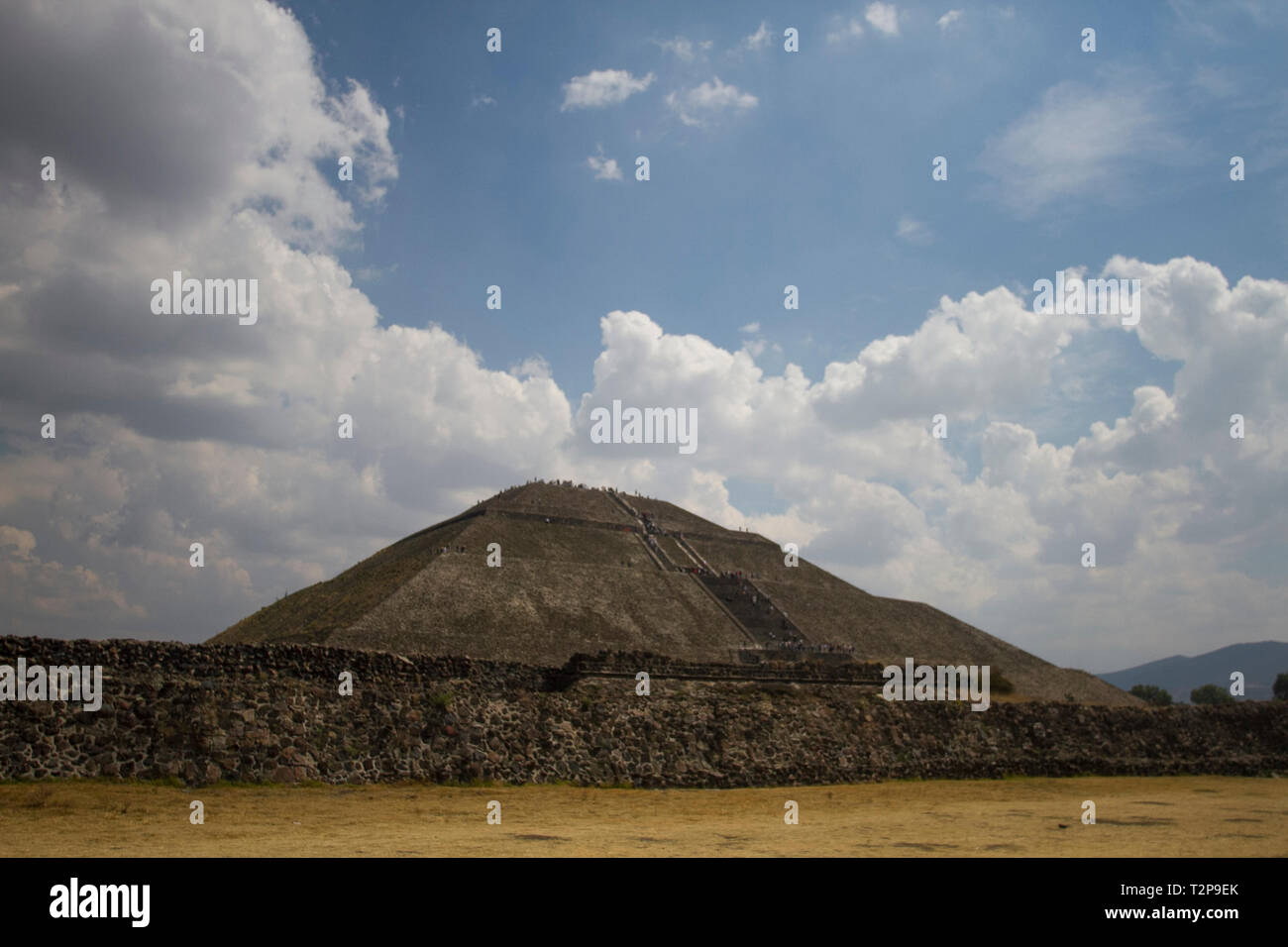 Pyramid of the sun tenochtitlan hi-res stock photography and images - Alamy