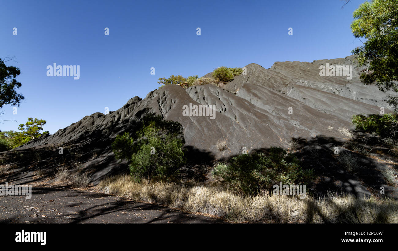 Wittenoom, Pilbara, Western Australia - the deserted town not on any ...