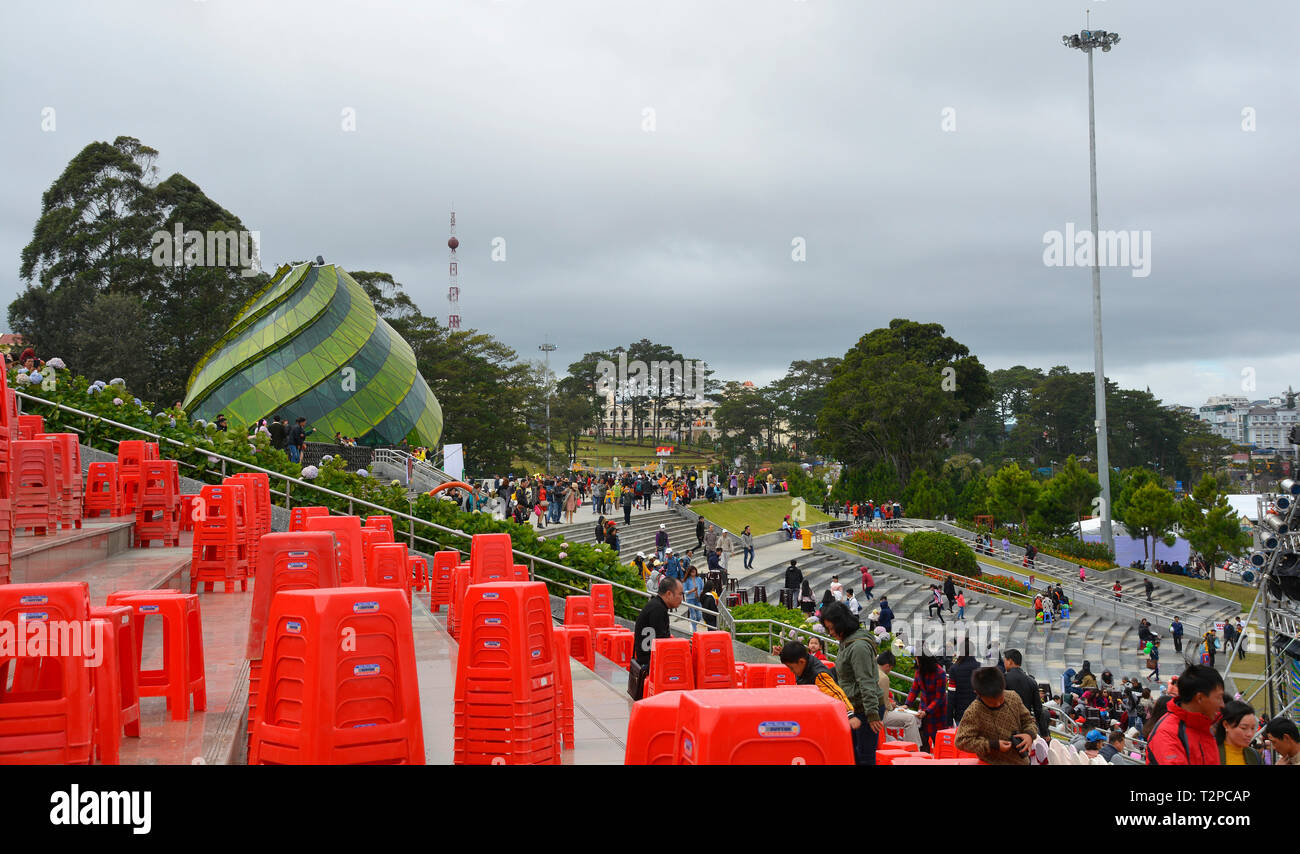 Da lat vietnam walking hi-res stock photography and images - Alamy