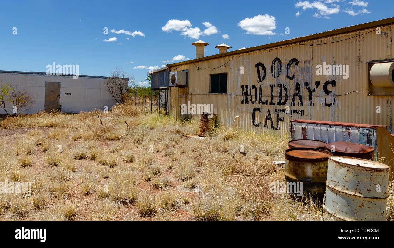 Wittenoom, Pilbara, Western Australia - the deserted town not on any ...