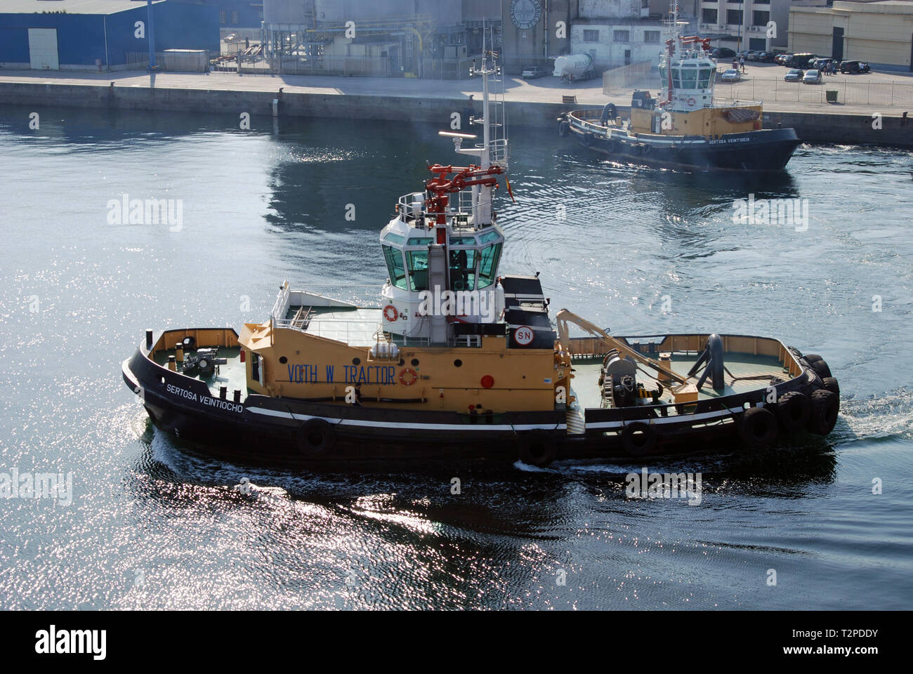 Harbour tugs hi-res stock photography and images - Alamy