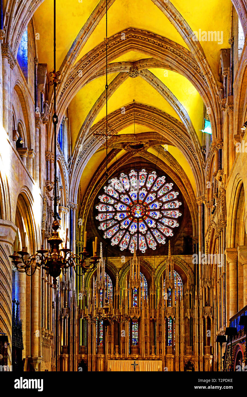 Pulpit durham cathedral england hi-res stock photography and images - Alamy