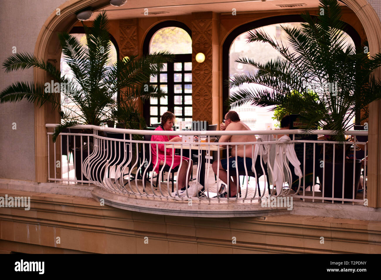 Gellert Thermal Baths and Swimming Pool (also known as the Gellért ...