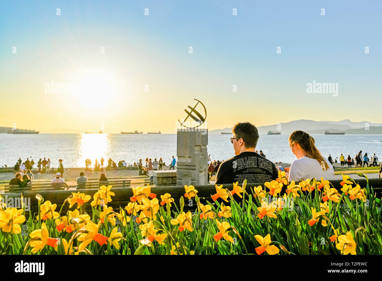 English people bench hi-res stock photography and images - Alamy