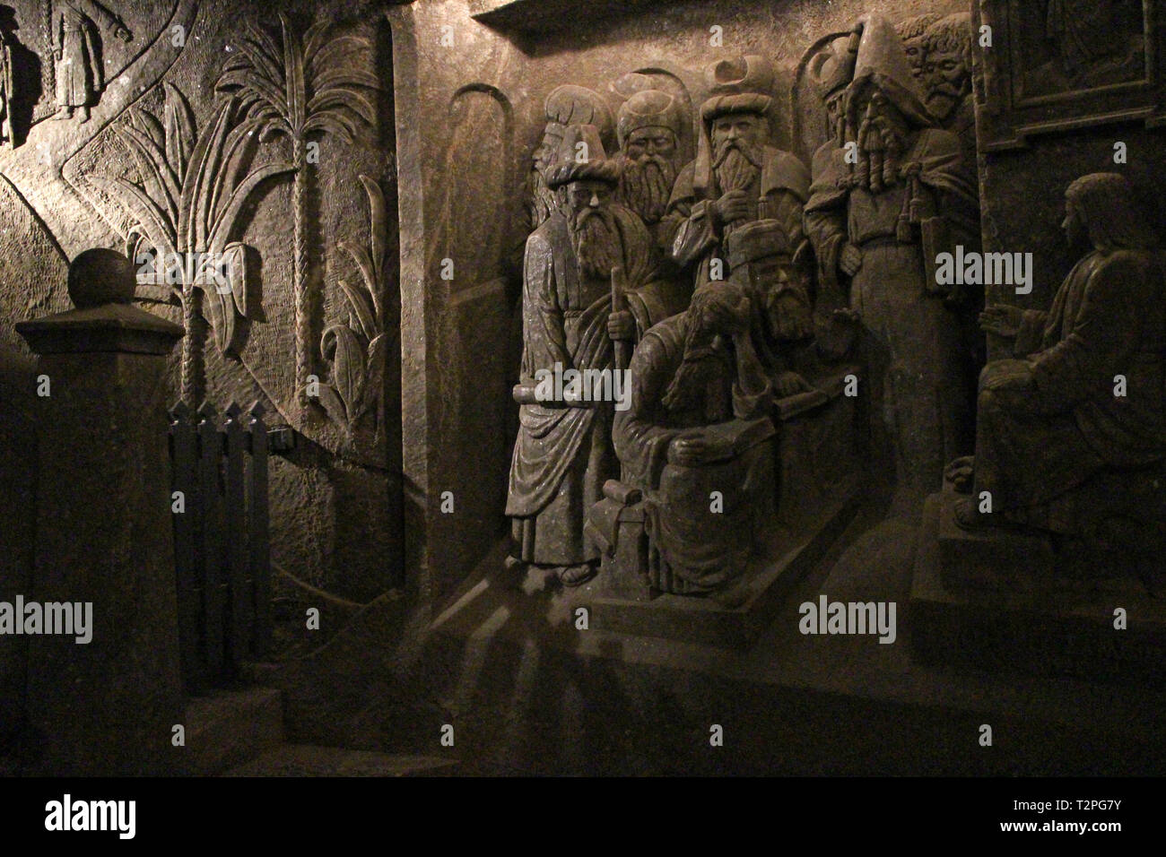 Salt carvings in the Chapel of St. Kinga in the Wieliczka Salt Mine ...