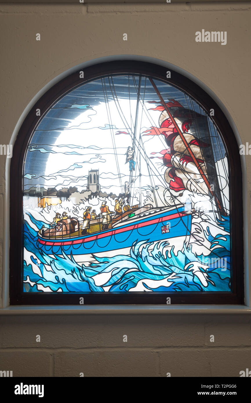 Iconic lifeboat hi-res stock photography and images - Alamy