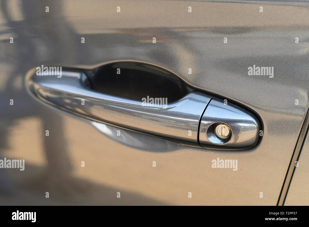 Car door latch hi-res stock photography and images - Alamy