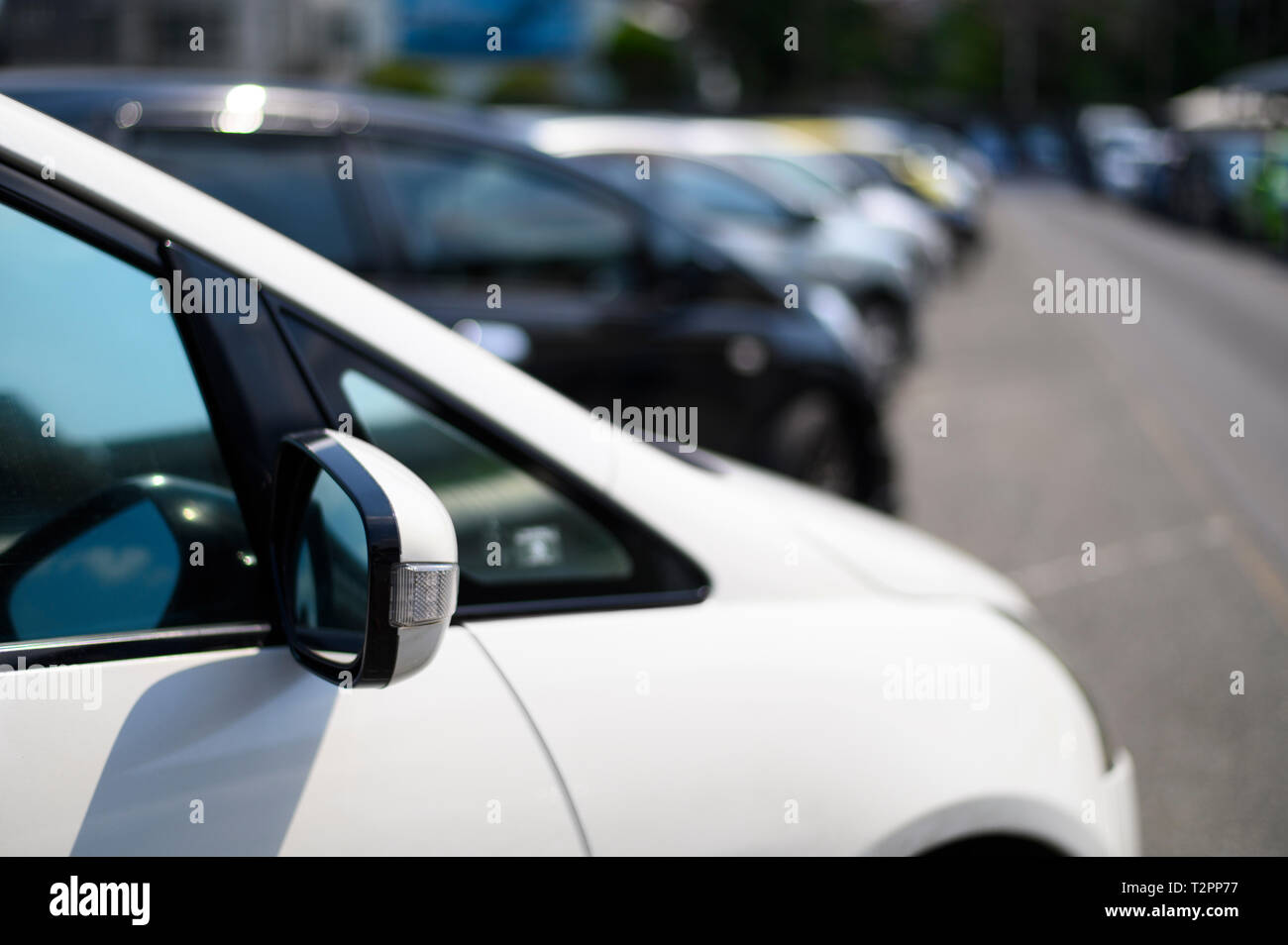 Front side of the car hi-res stock photography and images - Alamy