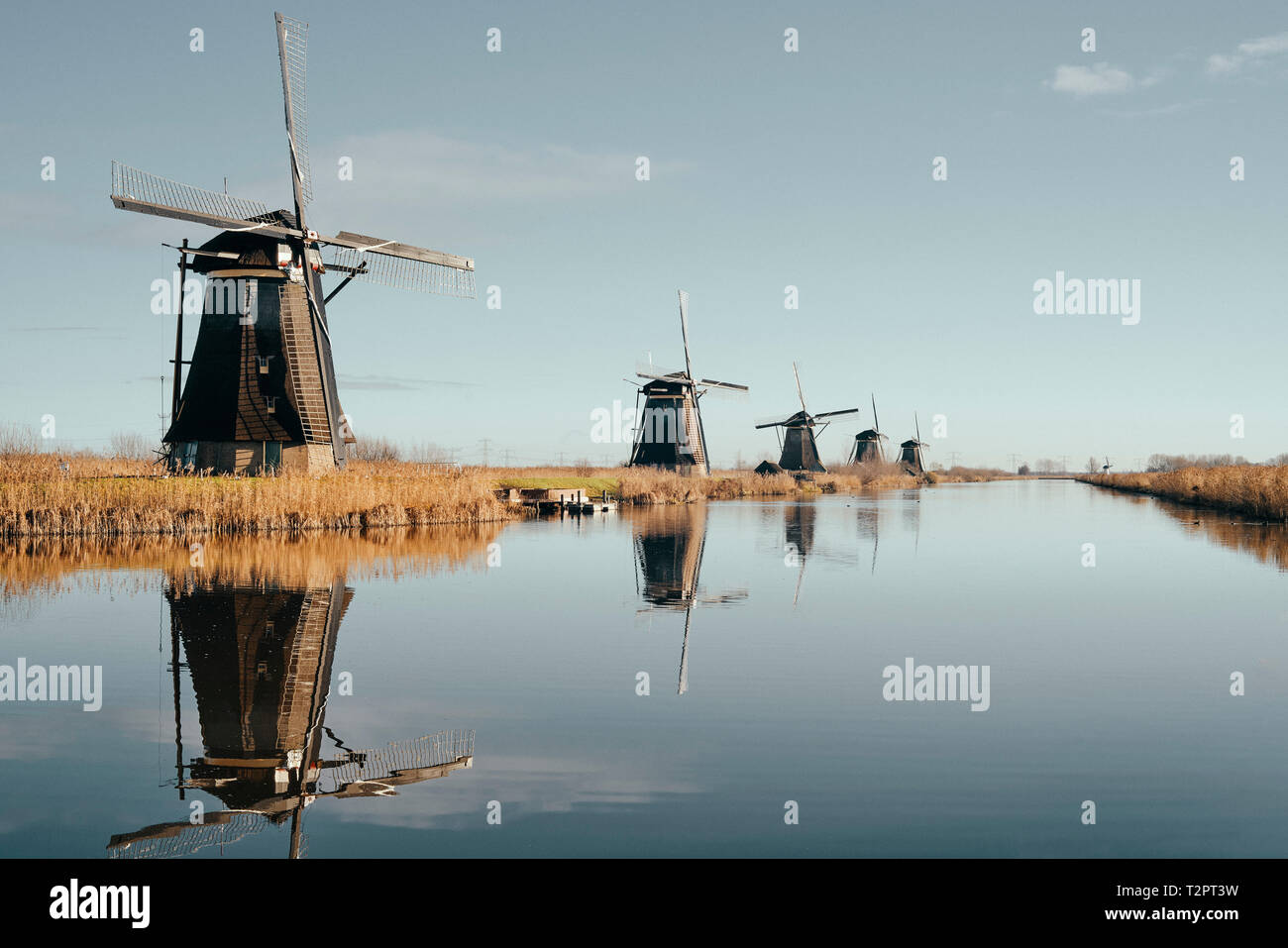 Buildings architecture alongside canal hi-res stock photography and ...