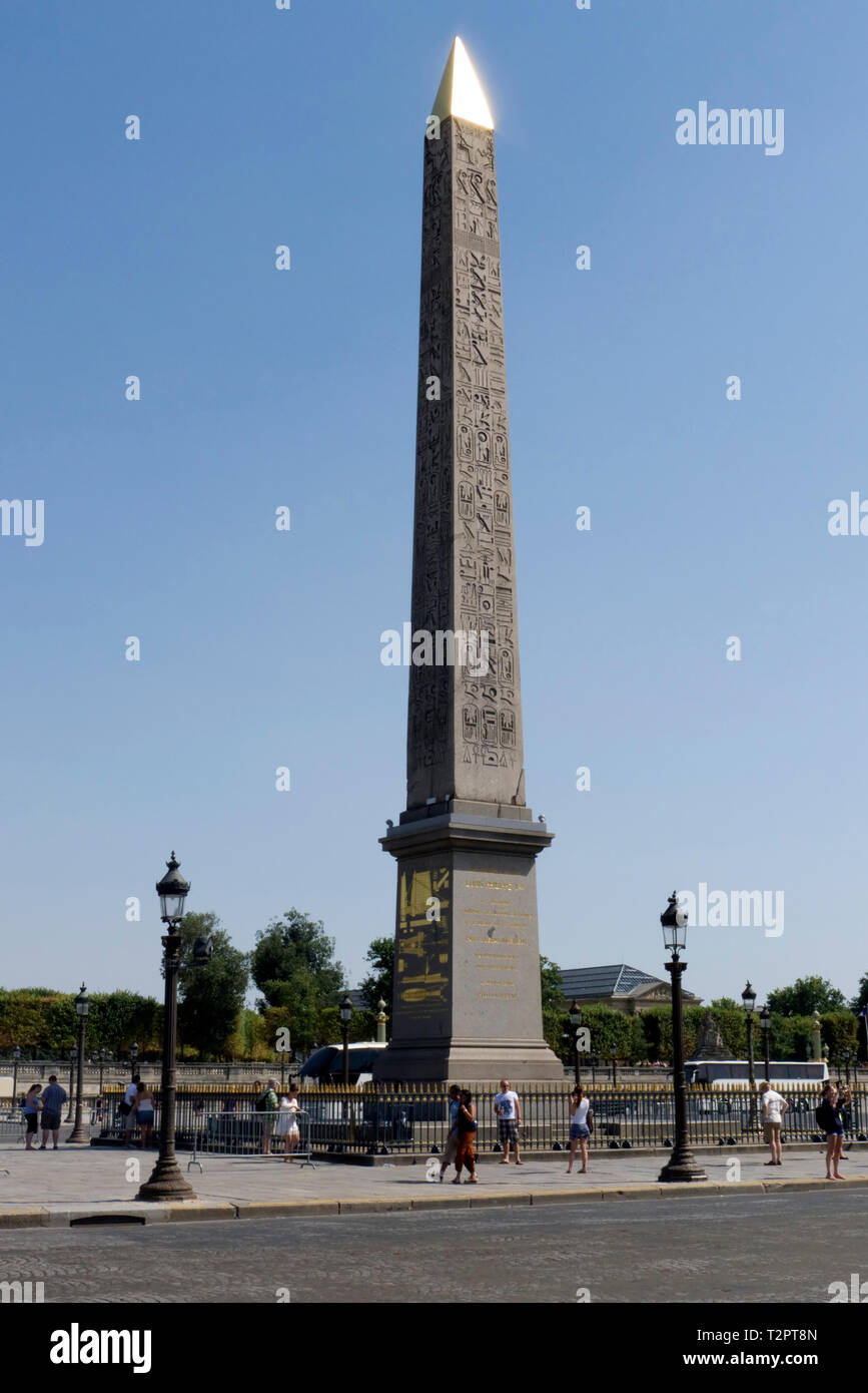 Luxor Obelisk Place De La Concorde Paris France Stock Photo - Alamy
