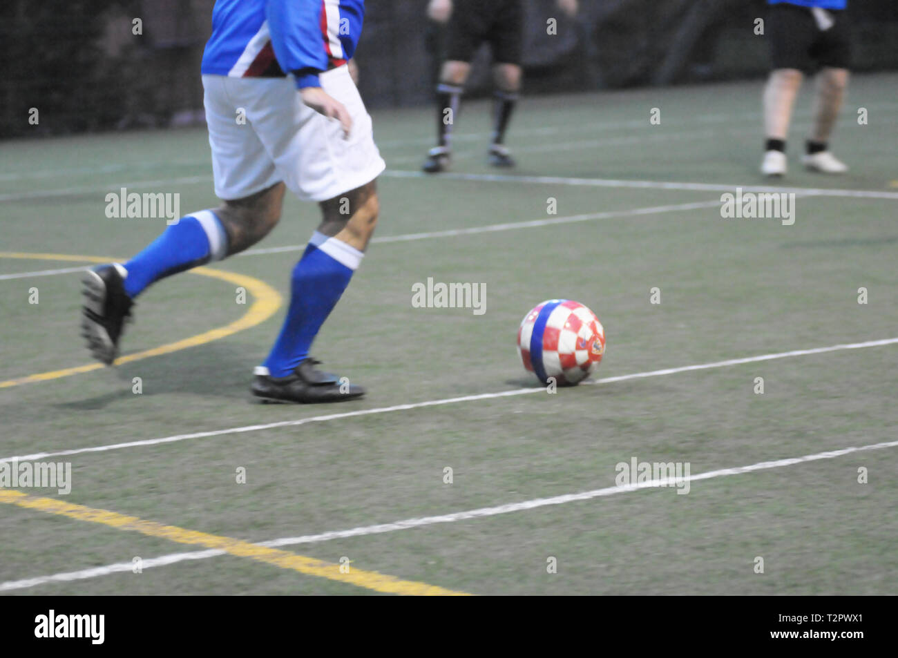 Match person hi-res stock photography and images - Alamy