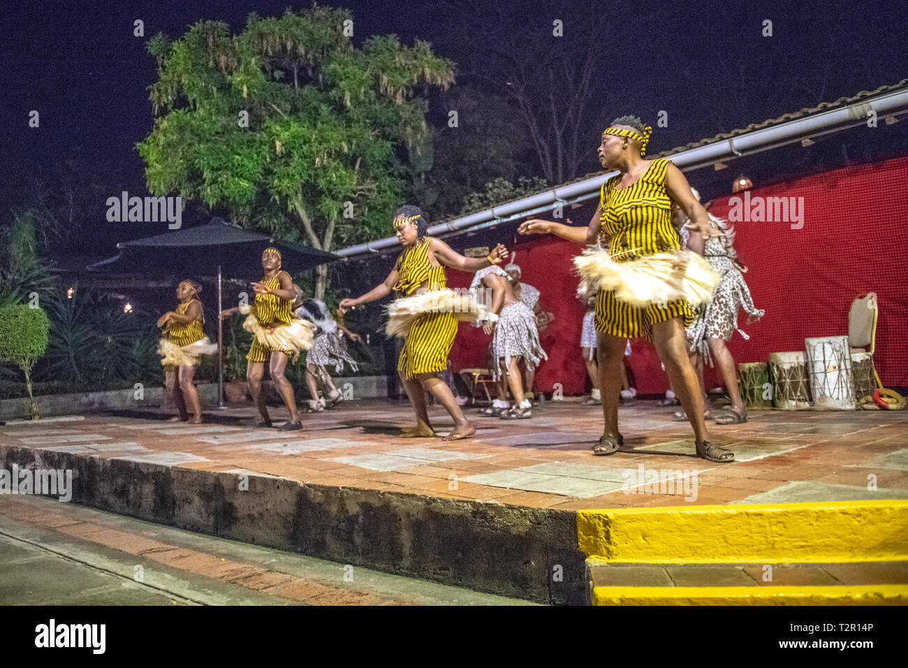 Kenya Dance Kikuyu Tribal Dancing Hi Res Stock Photography And Images