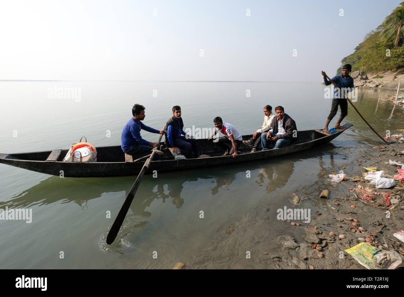 Plastic river india hi-res stock photography and images - Alamy