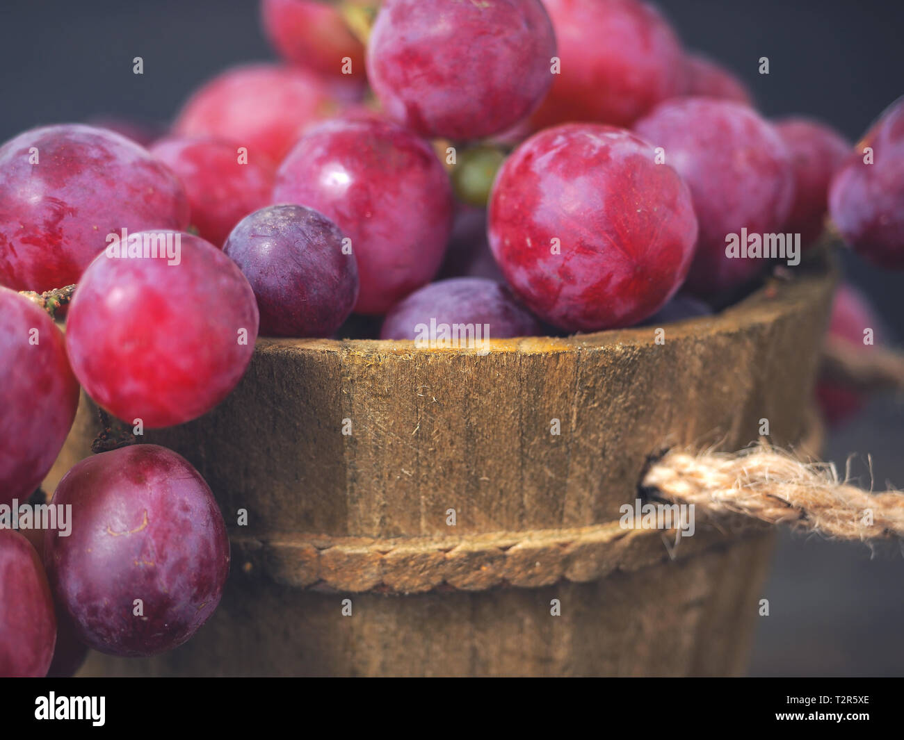 Grapes bucket hi-res stock photography and images - Alamy