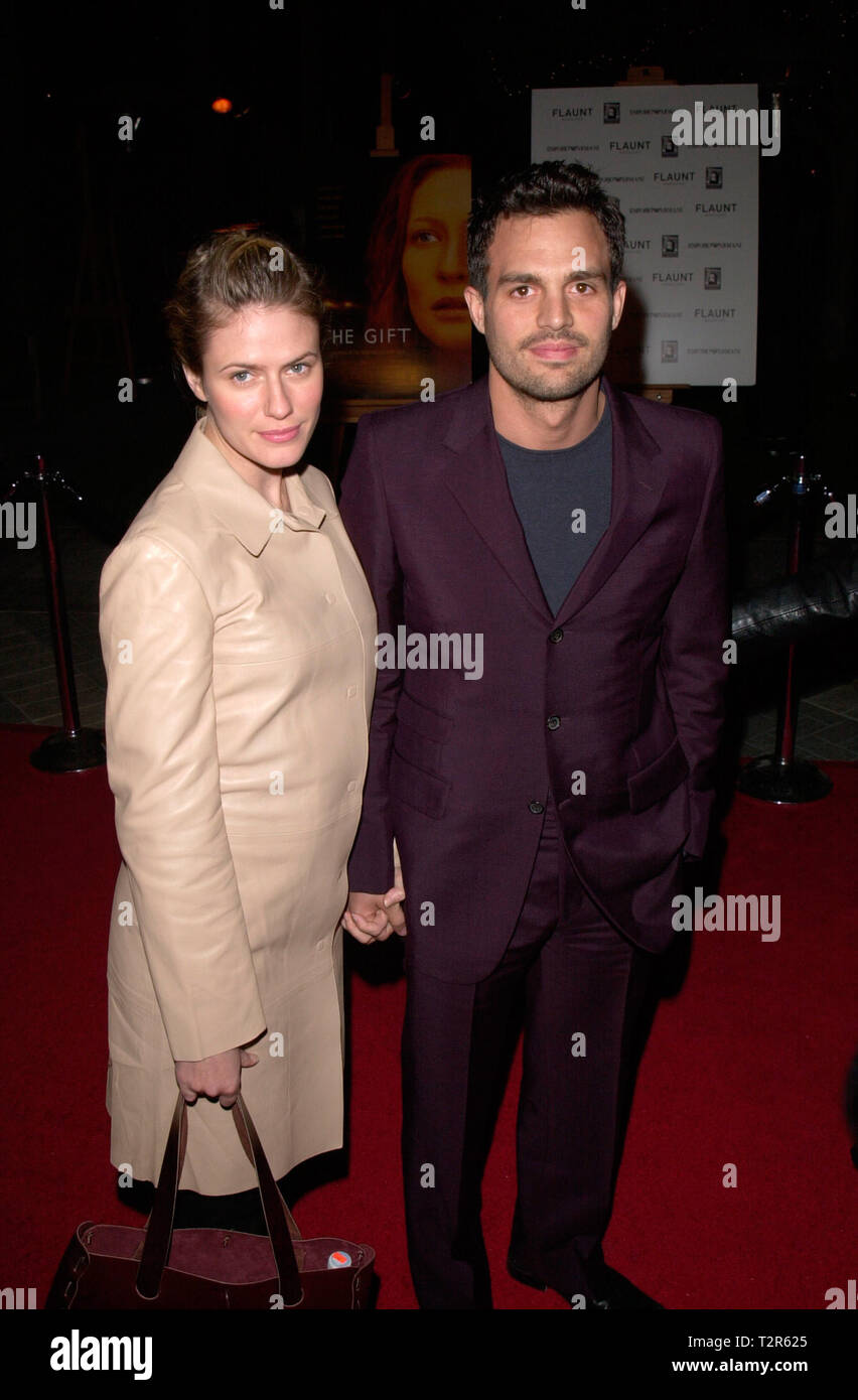LOS ANGELES, CA. December 18, 2000: Actor Mark Ruffalo & wife at the ...