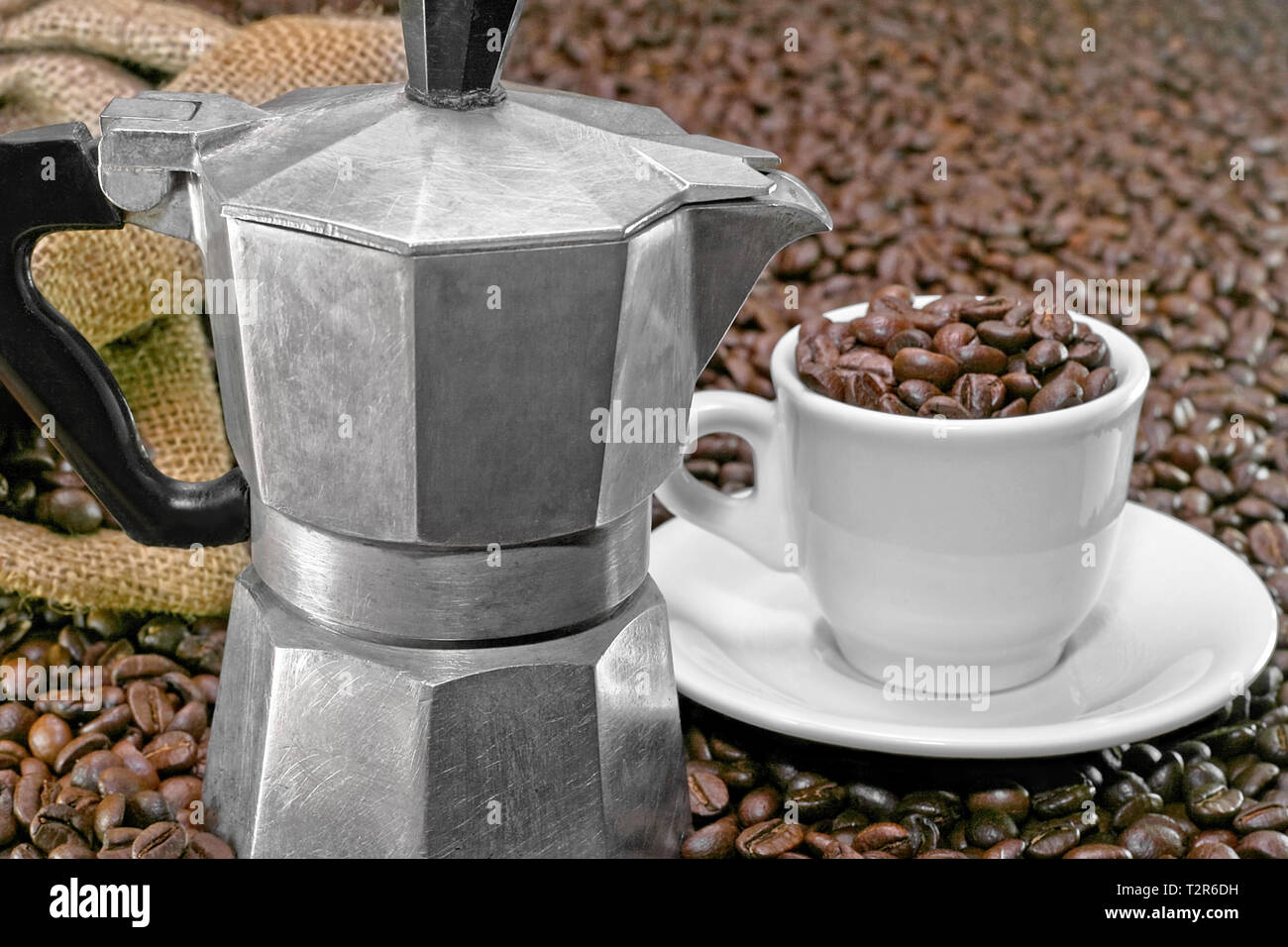 Italian coffee pot hi-res stock photography and images - Alamy