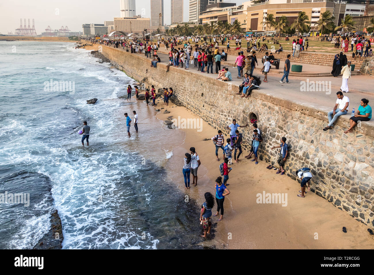 Galle face beach hi-res stock photography and images - Alamy