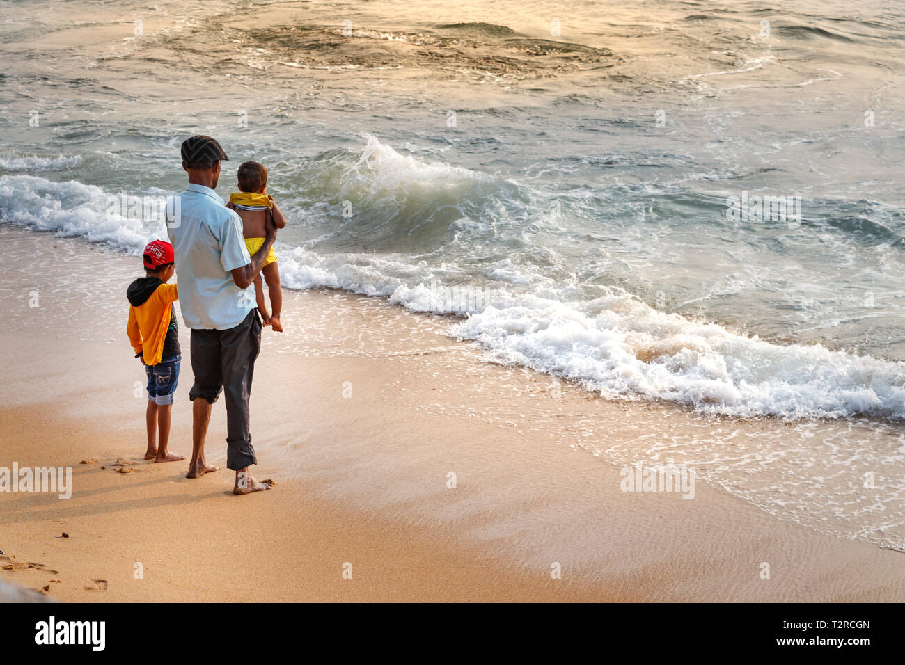 Colombo beach hi-res stock photography and images - Alamy