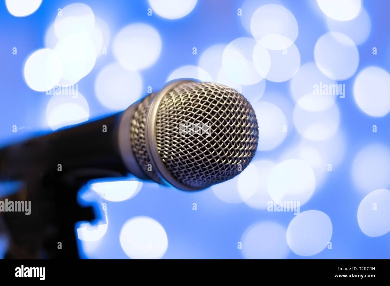 Draw top table hi-res stock photography and images - Alamy