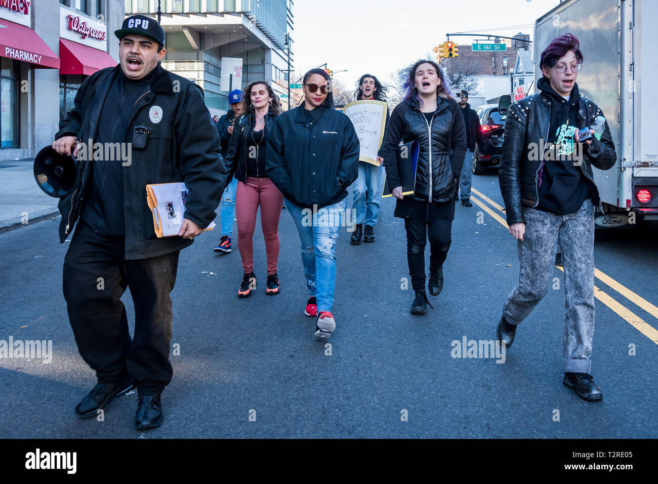 Police precinct office hi-res stock photography and images - Alamy