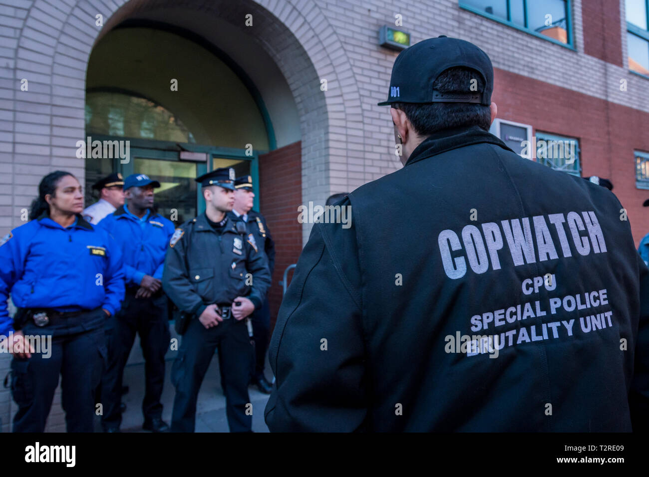 Police precinct office hi-res stock photography and images - Alamy