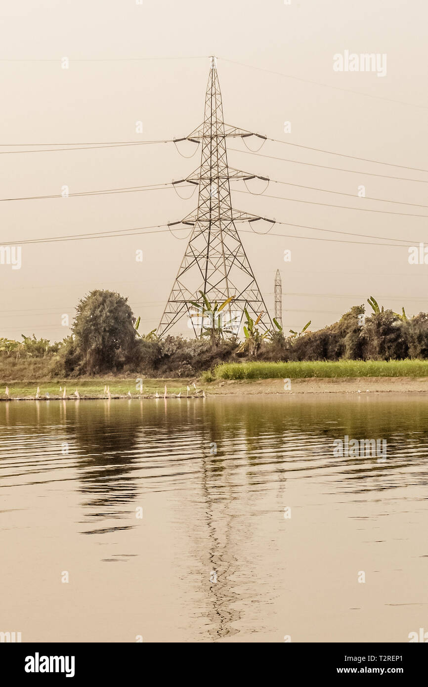 Electric pylon south africa hi-res stock photography and images - Alamy