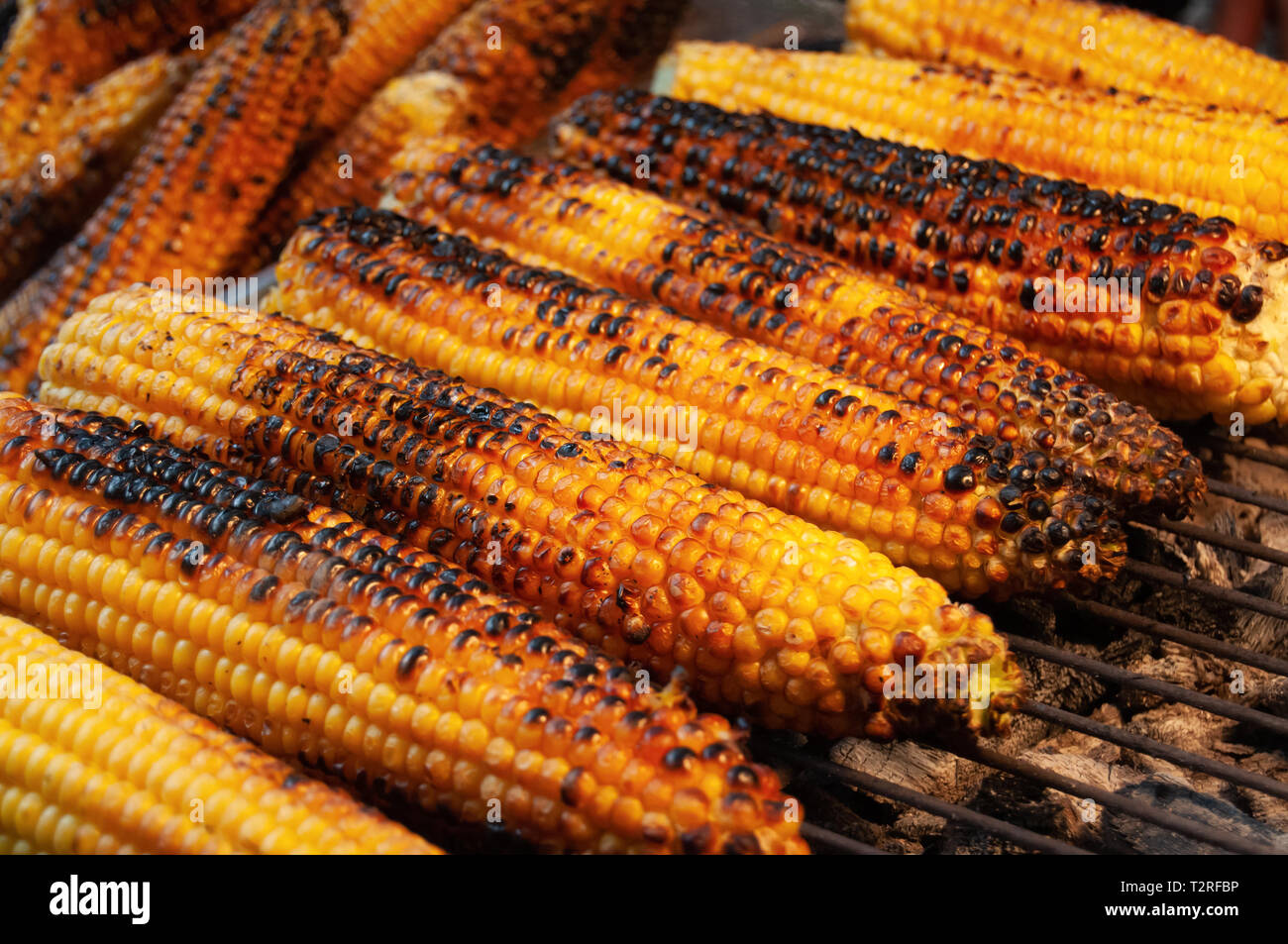Fired corn hi-res stock photography and images - Alamy