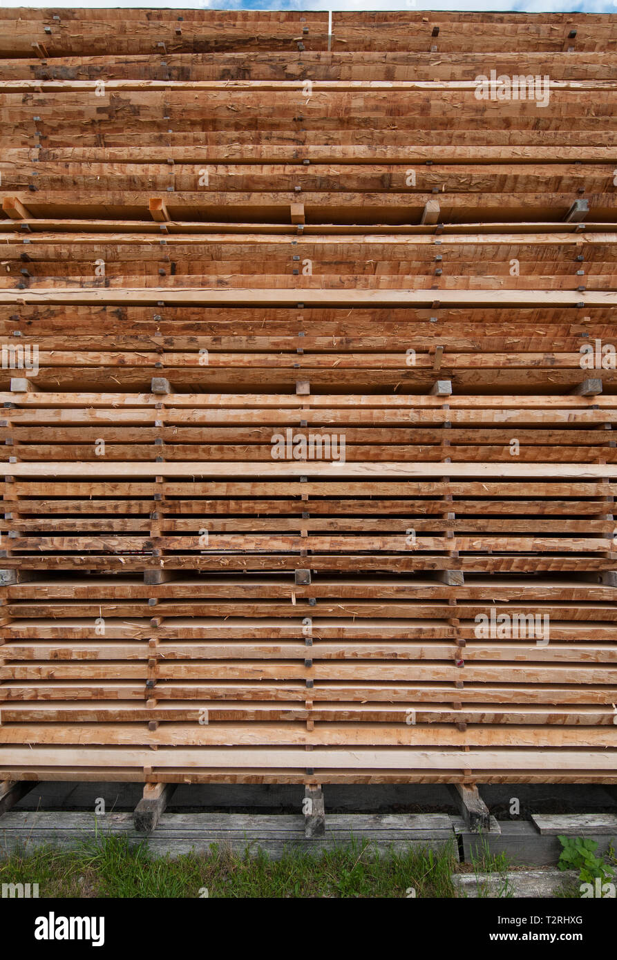 Stack of wooden boards hi-res stock photography and images - Alamy