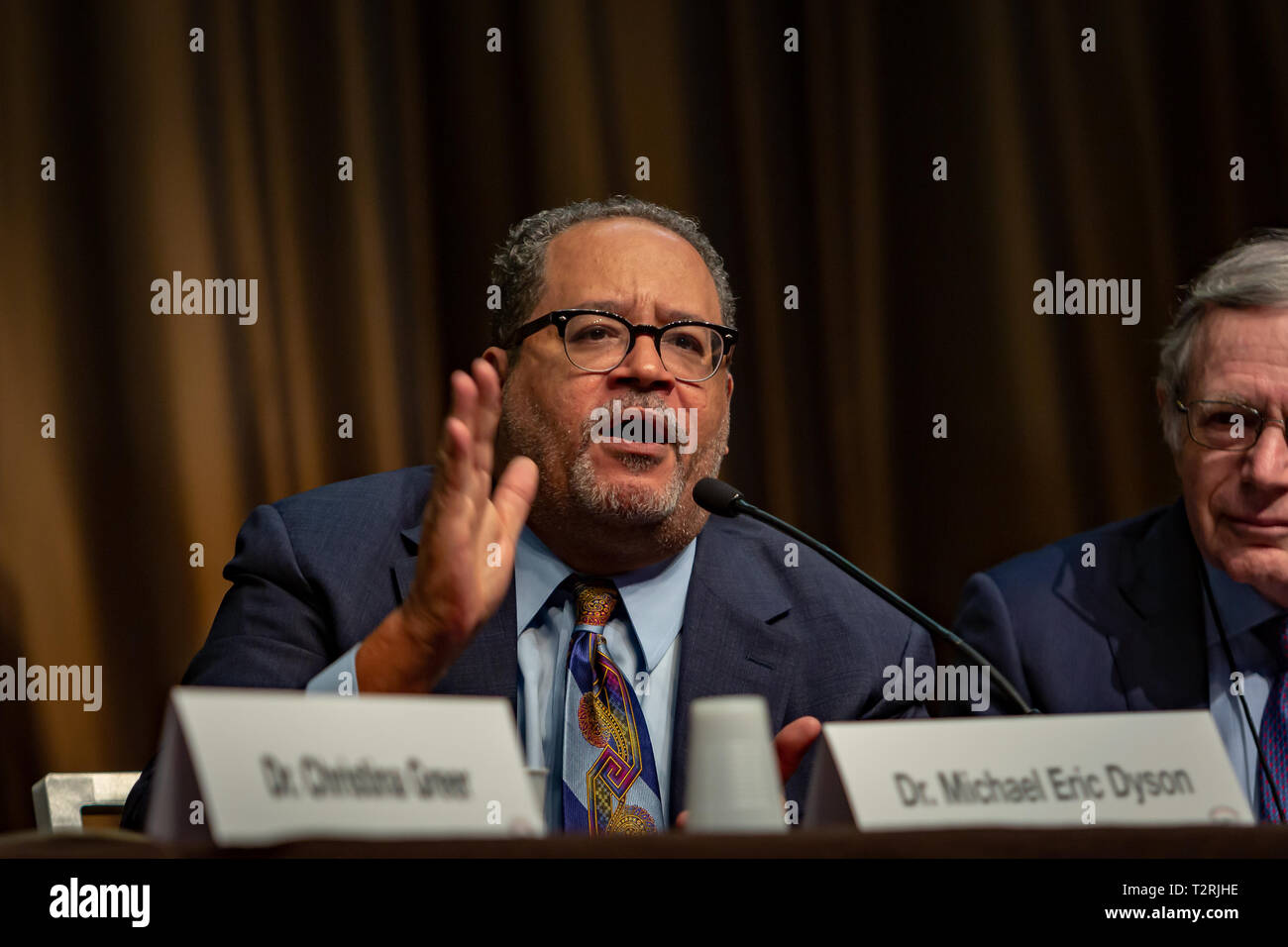 Eric thompson writer hi-res stock photography and images - Alamy