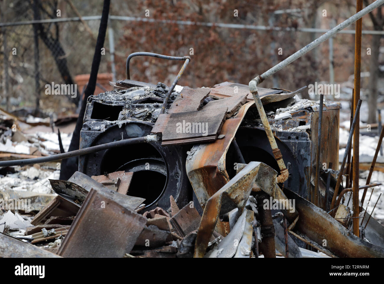 Abandoned appliances hi-res stock photography and images - Alamy