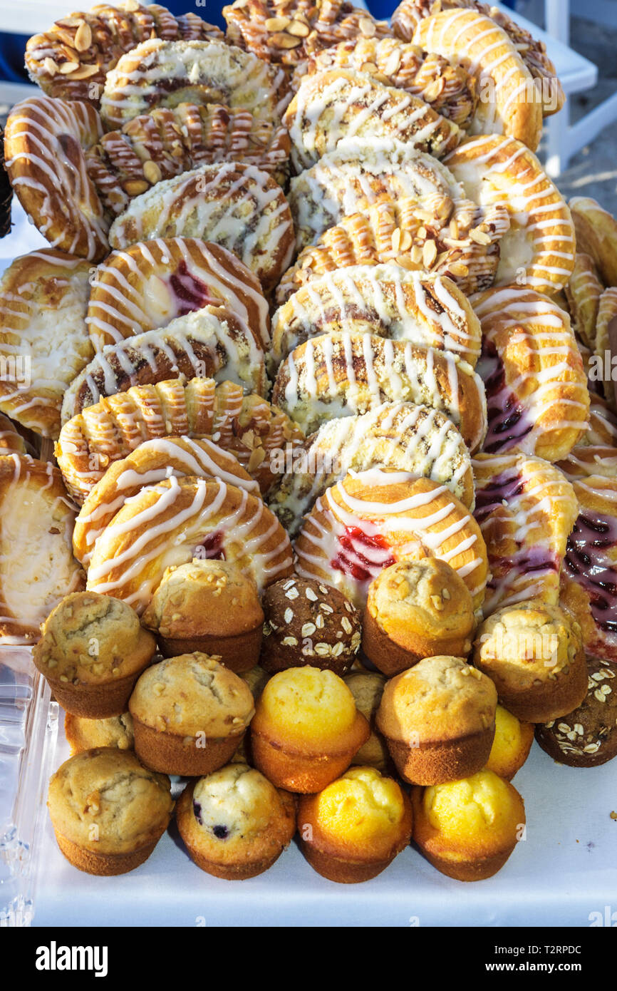 Sweets and fruit hi-res stock photography and images - Alamy