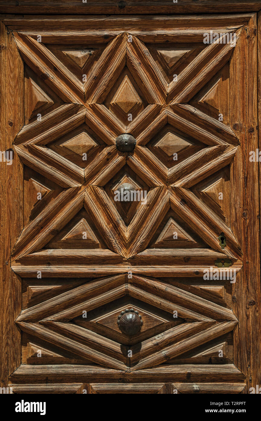 Chiseled wood texture hi-res stock photography and images - Alamy