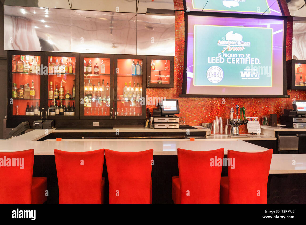 American airlines arena interior hi-res stock photography and images ...