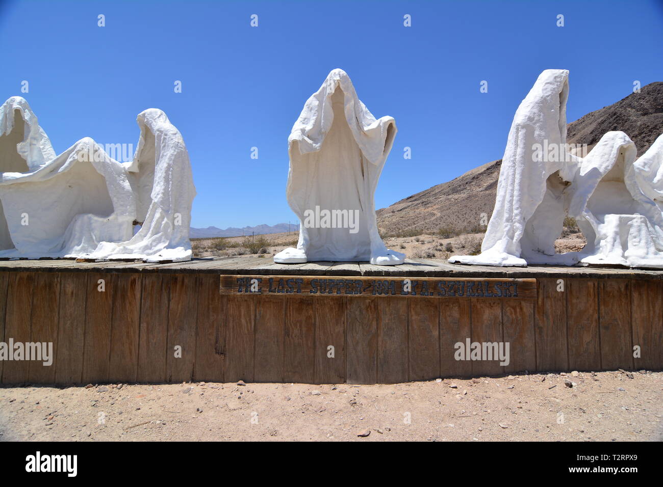 Ghost Sculpture influenced by Leonardo Da Vinci's "The Last Supper" and ...