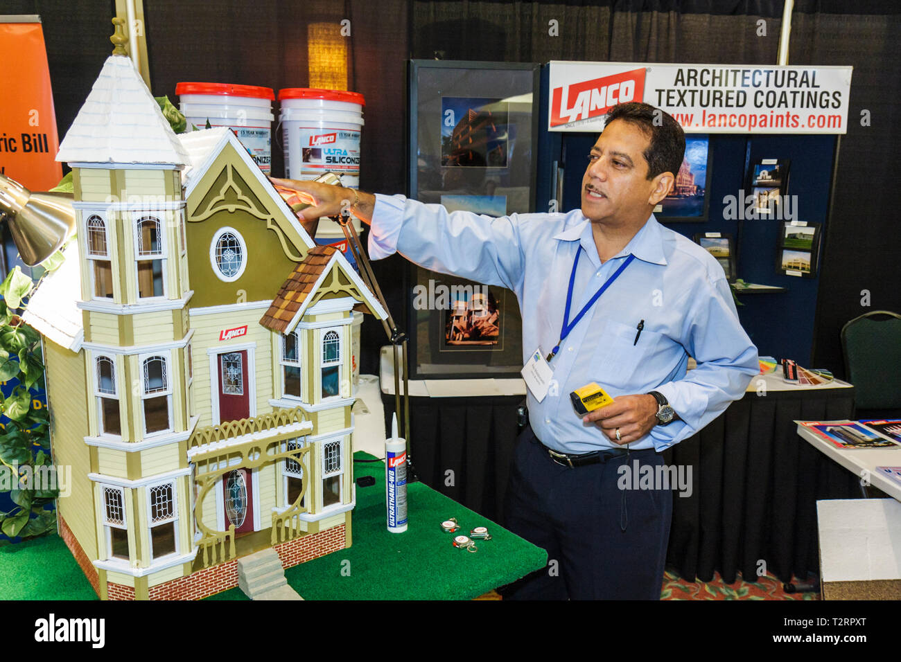 House houses paint exhibit exhibition hi-res stock photography and ...