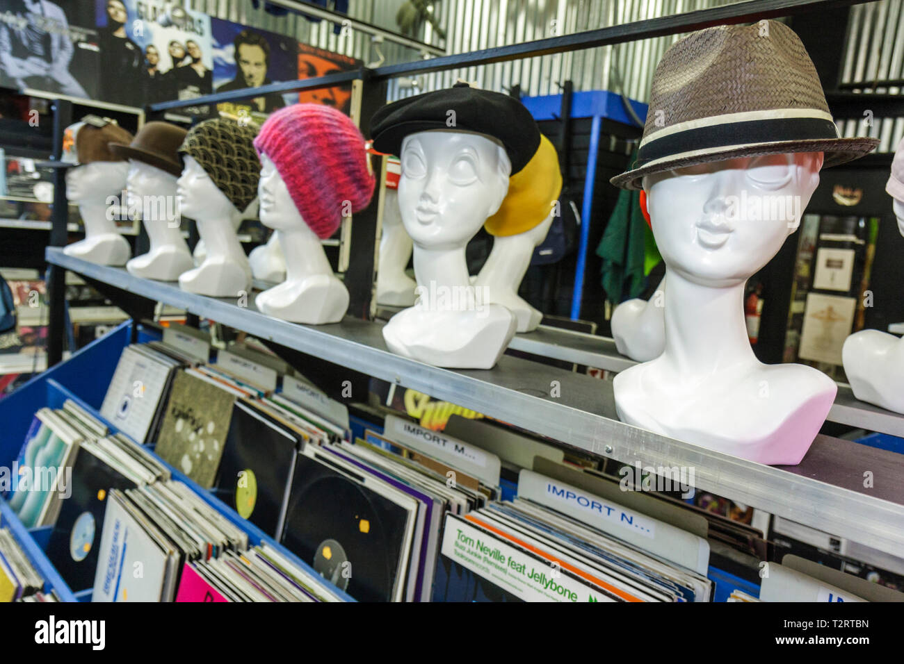 Making a vinyl record hi-res stock photography and images - Alamy