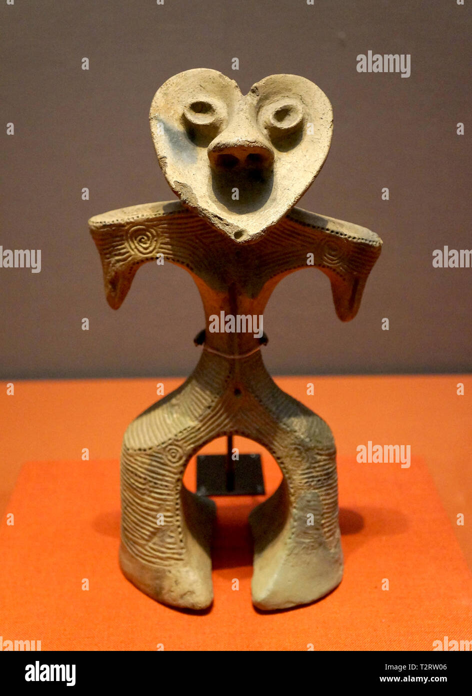 Dogu (Clay figurine) with heart-shaped face, Jomon period, 2000-1000 BC ...