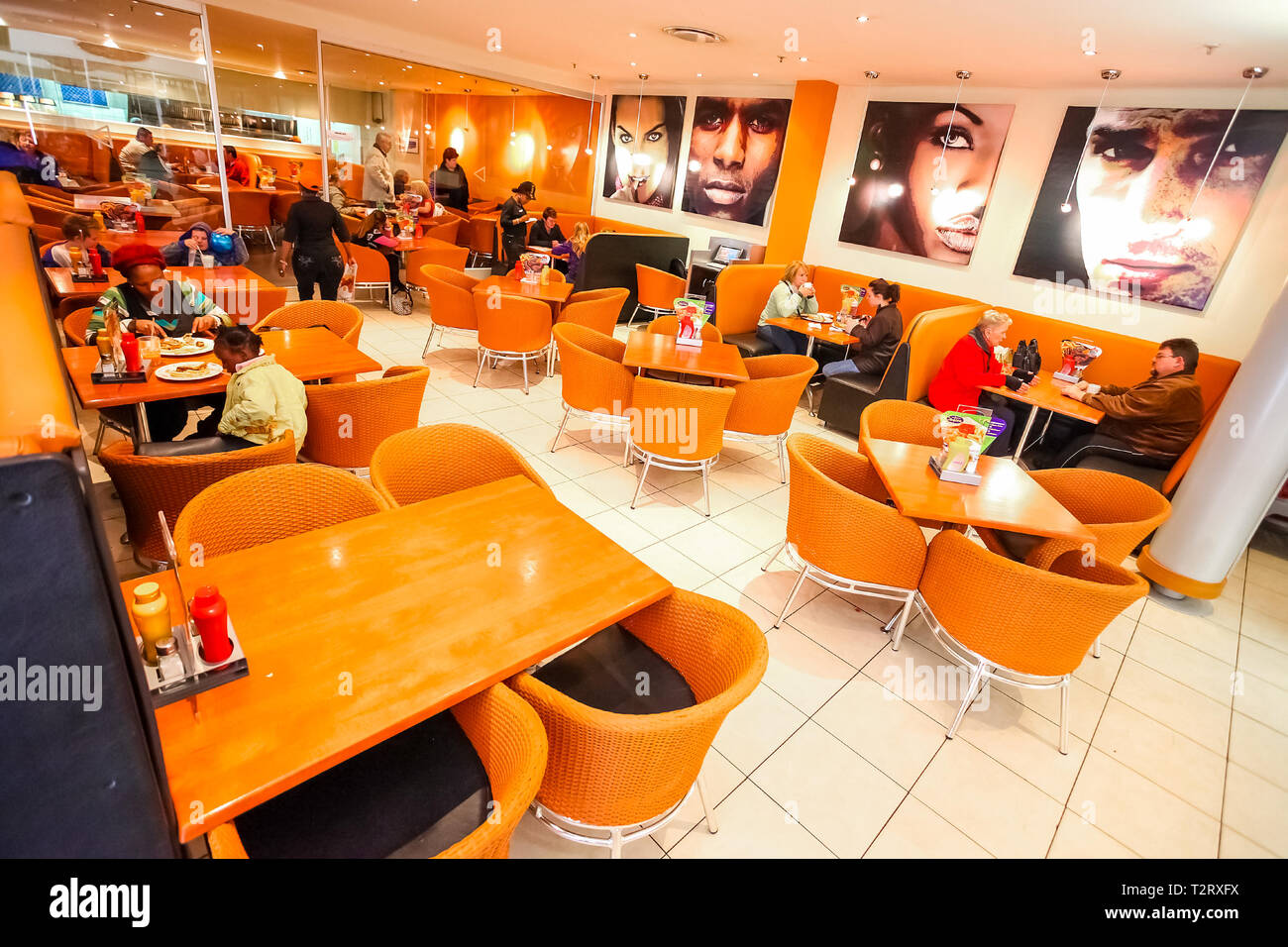 Maxis restaurant hi-res stock photography and images - Alamy