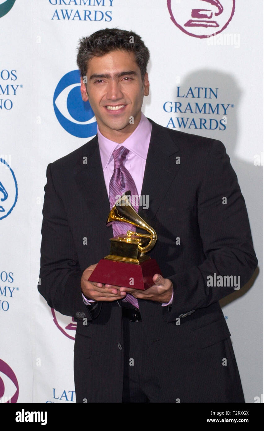 LOS ANGELES, CA. September 13, 2000: ALEJANDRO FERNANDEZ, winner of the ...