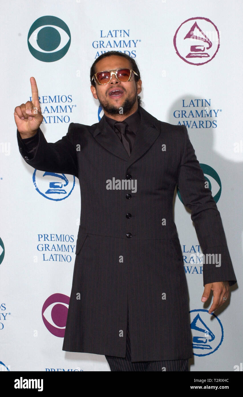 LOS ANGELES, CA. September 13, 2000: ROBI ROSA at the 1st Annual Latin ...