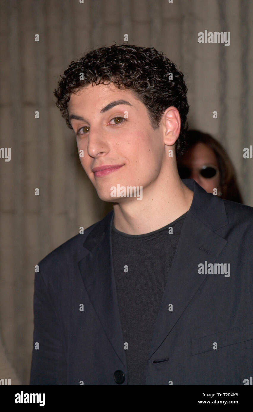 LOS ANGELES, CA. July 20, 2000: Actor JASON BIGGS at the world premiere ...