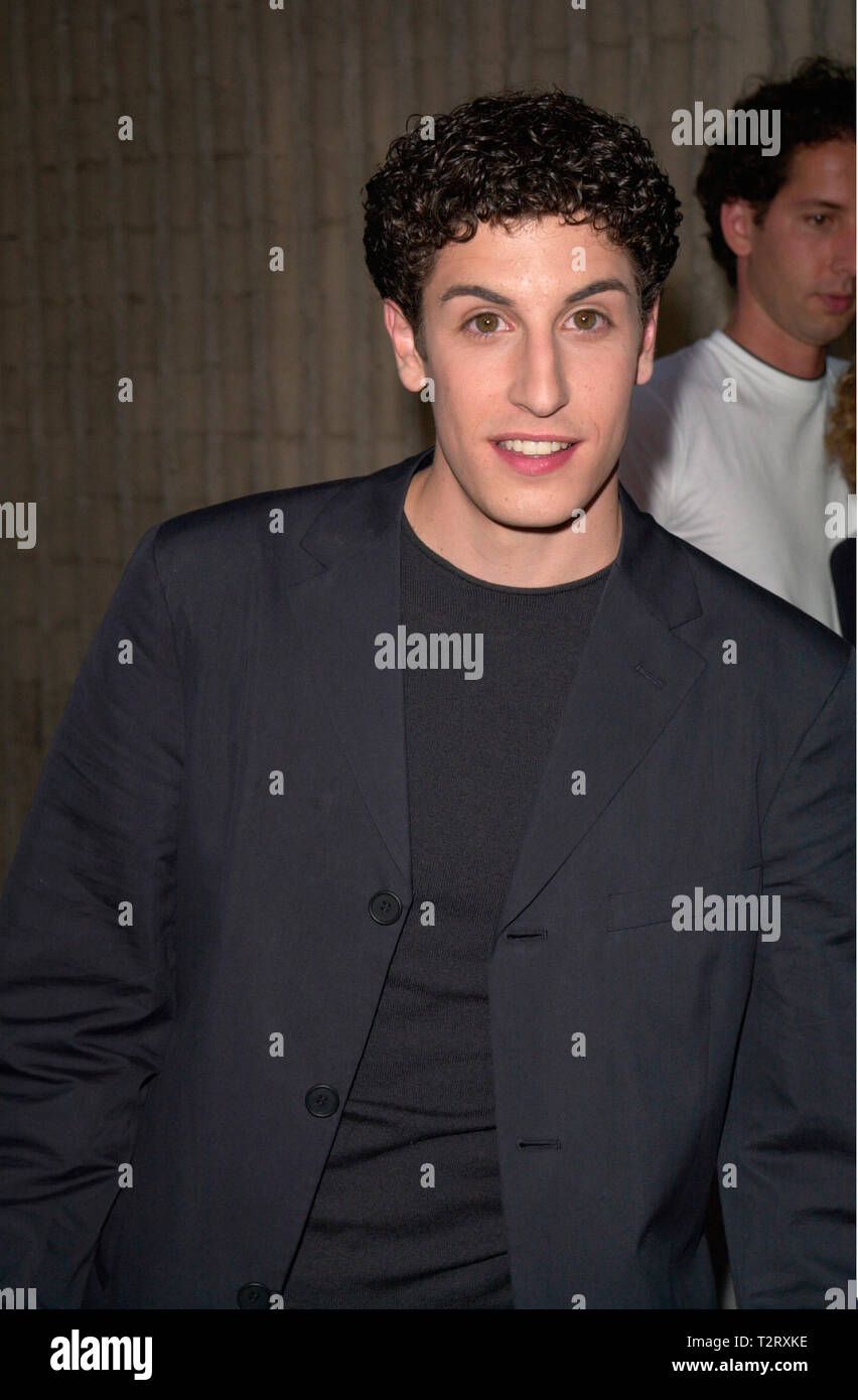 LOS ANGELES, CA. July 20, 2000: Actor JASON BIGGS at the world premiere ...