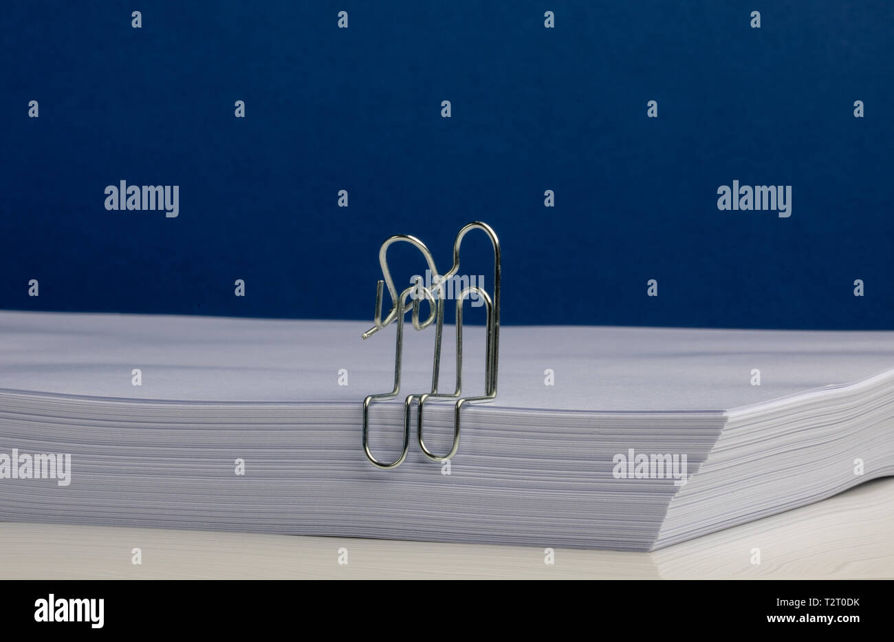 paper Clip Character Couple Embracing Stock Photo - Alamy