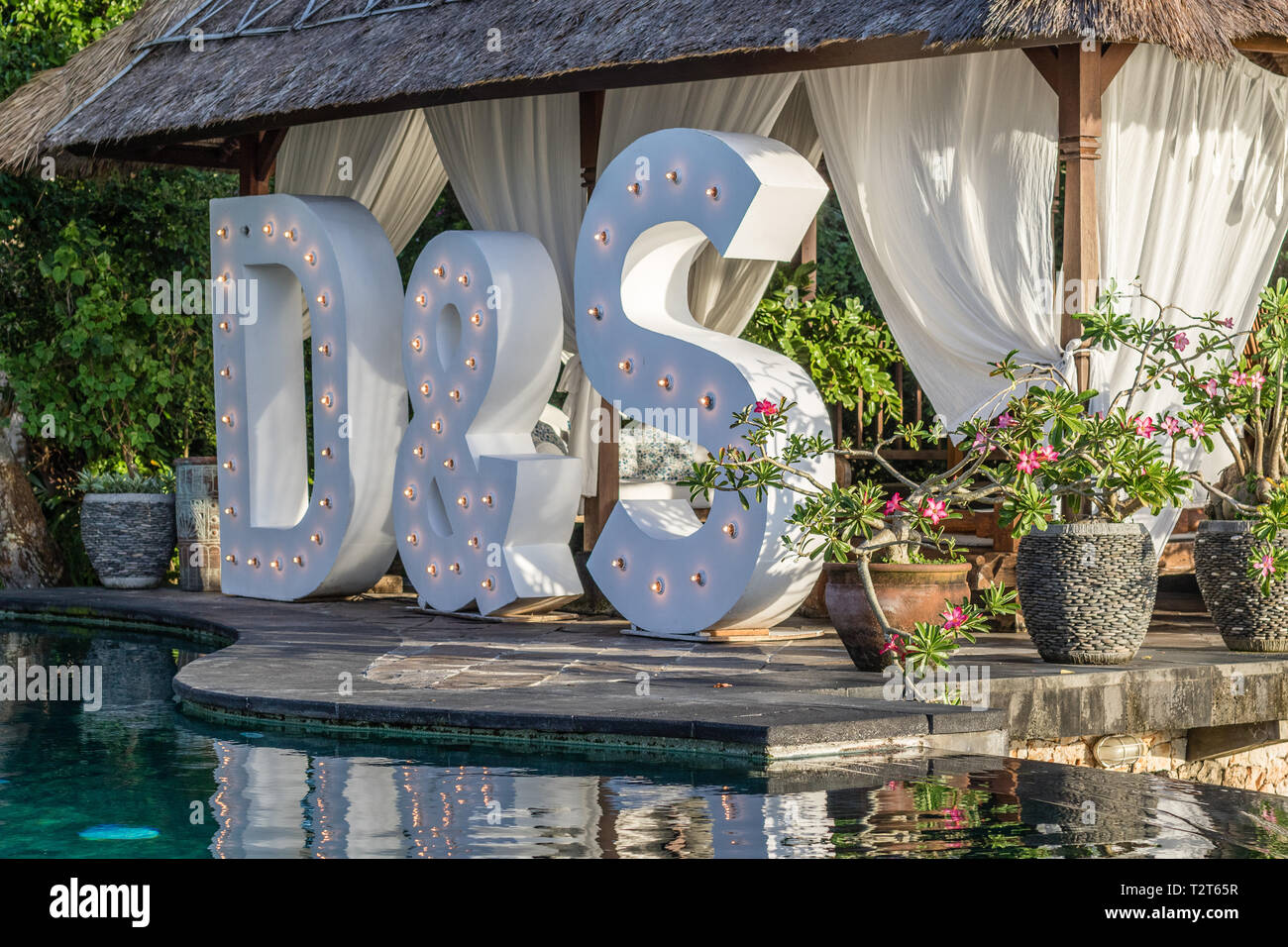 Pool party decor hi-res stock photography and images - Alamy