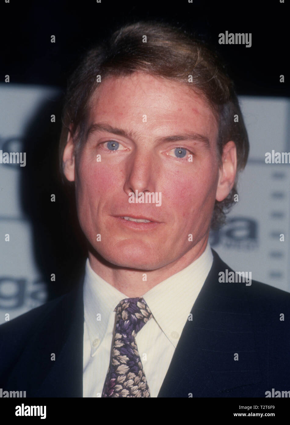 BEVERLY HILLS, CA - MARCH 13: Actor Christopher Reeve attends the 46th ...