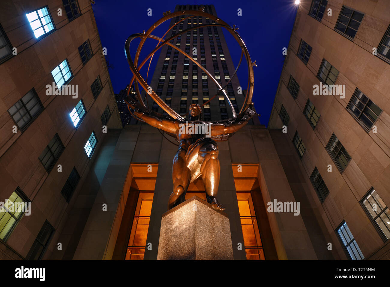 Atlas, Rockefeller Center, New York City Stock Photo - Alamy