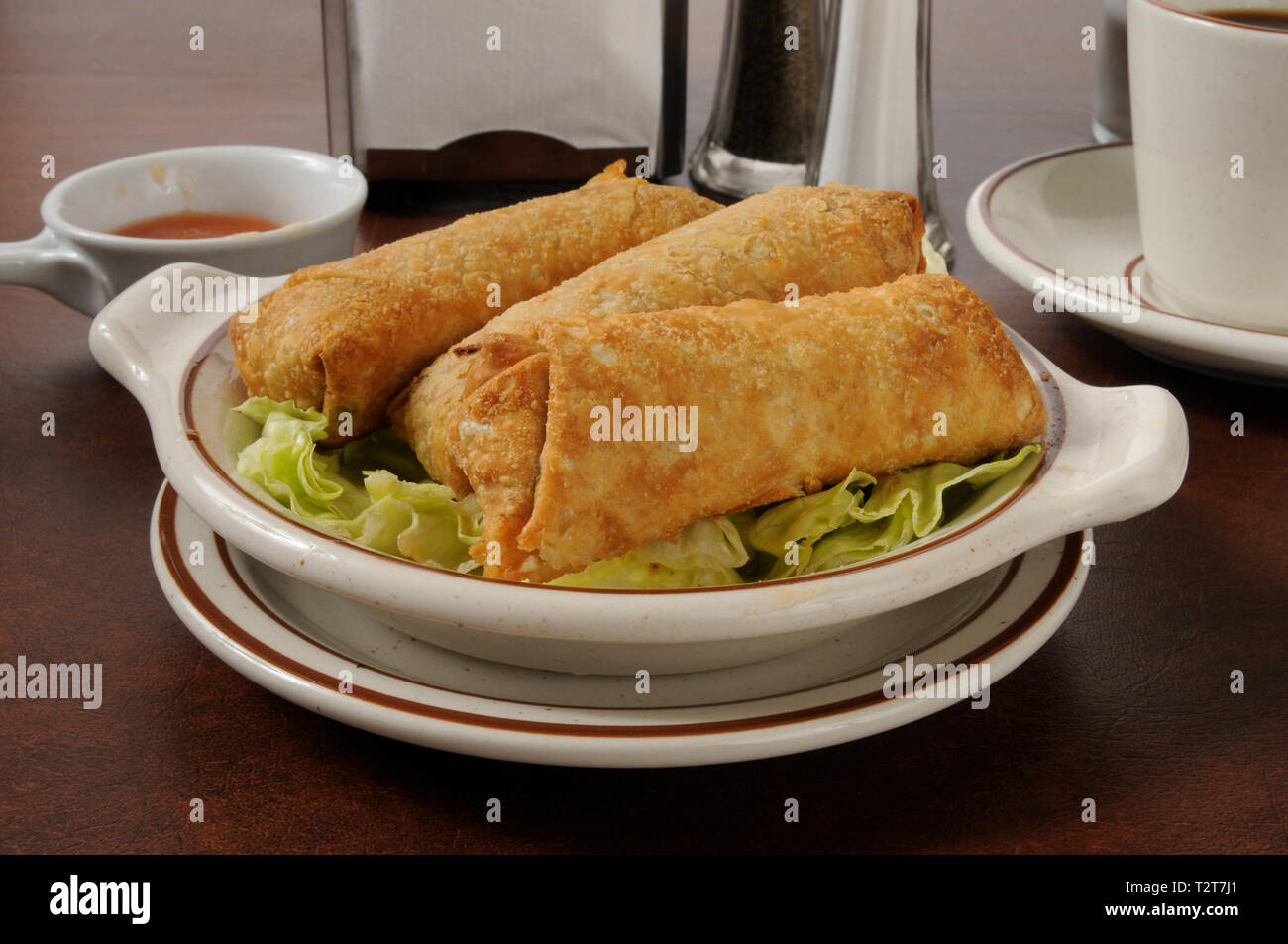 Chicken egg rolls hi-res stock photography and images - Alamy