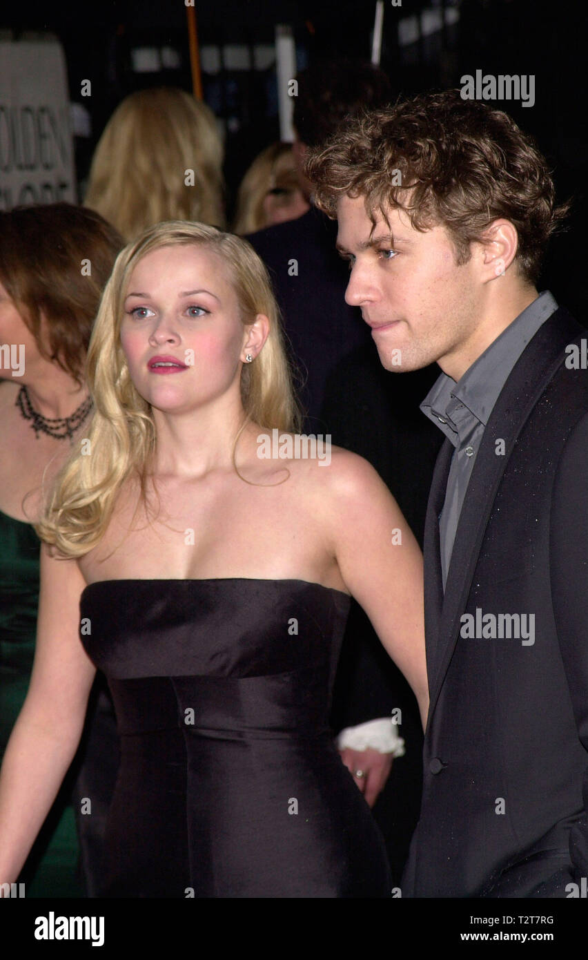 LOS ANGELES, CA. January 24, 2000: Actress REESE WITHERSPOON & actor ...