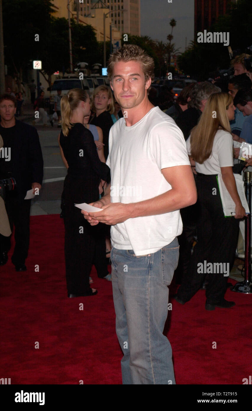 LOS ANGELES, CA. August 02, 2000: Actor SCOTT SPEEDMAN at the world premiere, in Los Angeles, of ...